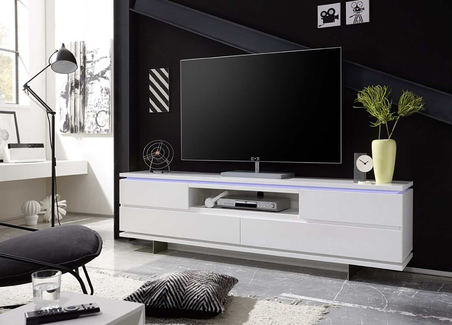 Meuble TV design blanc laqué mat et pied métal - Cbc-Meubles